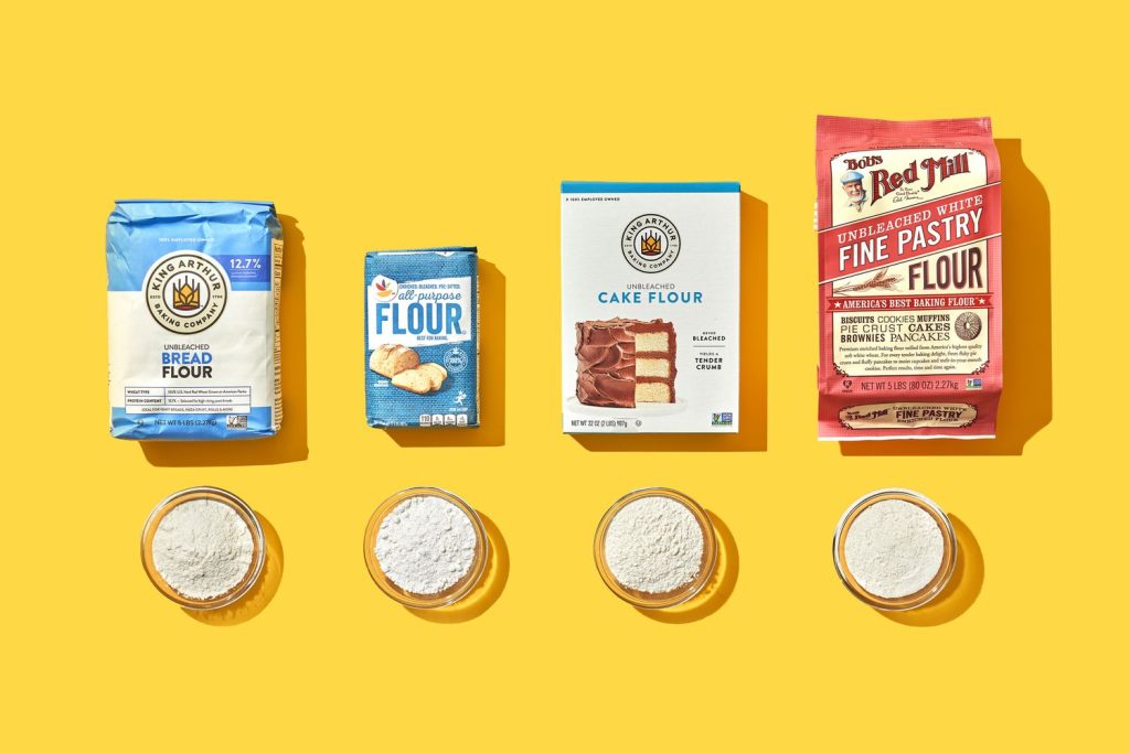 What is the Difference between Cake Flour And Regular Flour: Explained ...