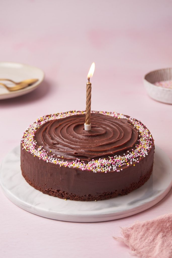 Cake Cutting Guide: Perfect Slices Every Time – CakePedia